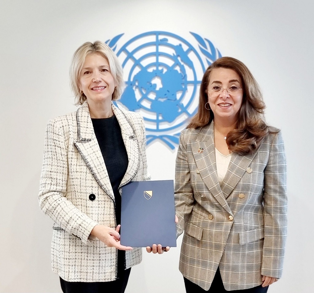 Ambasadorica Danka Savić predala je akreditivna pisma generalnoj ...